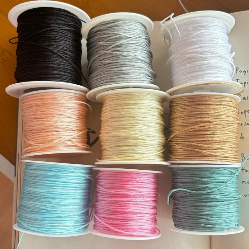 Jual 1roll 50meter tali giok untuk strap phone / Tali untuk gelang ...