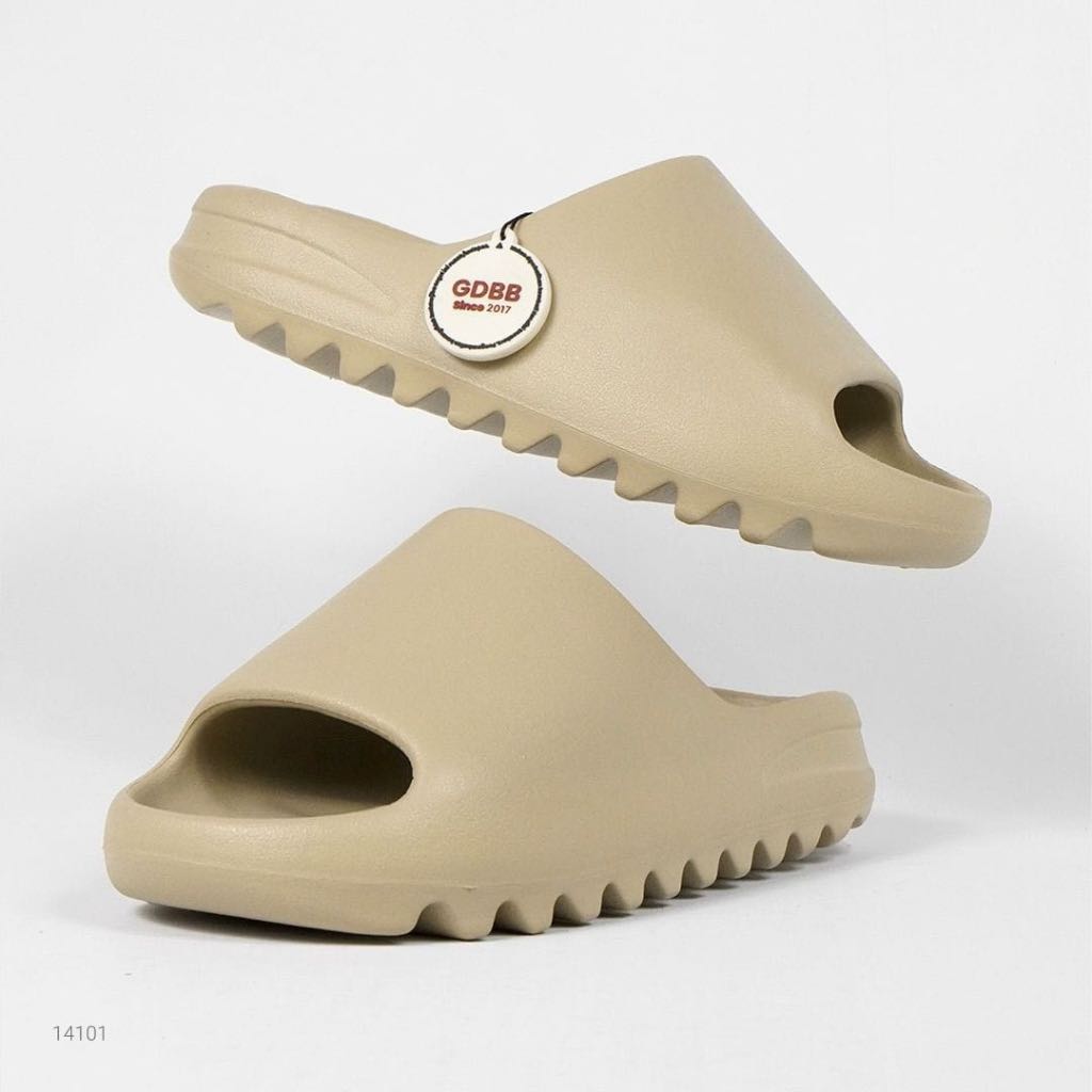 Jual Yeezy Slide Desert Sand White Sand Slides | Shopee Indonesia