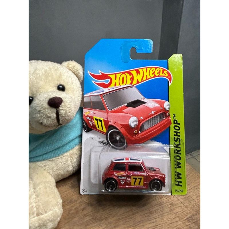 Jual Hot wheels moris mini base besi | Shopee Indonesia