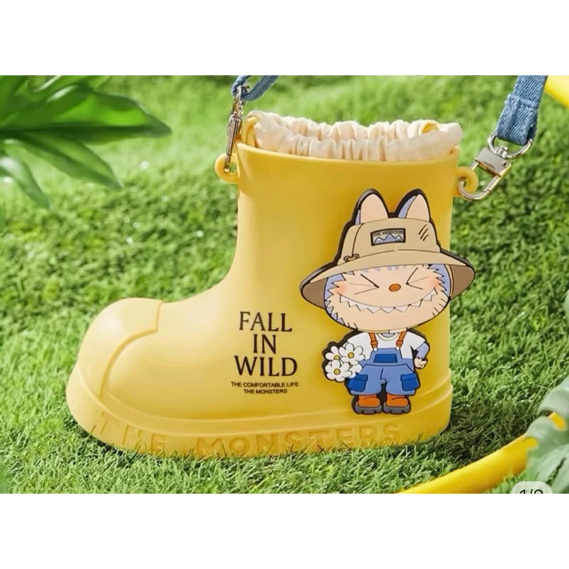 Jual Popmart Labubu Fall in wild Rain Boot Bag 100%original | Shopee ...