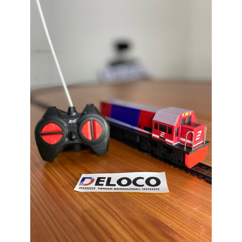 Jual Miniatur Kereta Api Lokomotif cc201 perumka Mesin RC bisa jalan ...