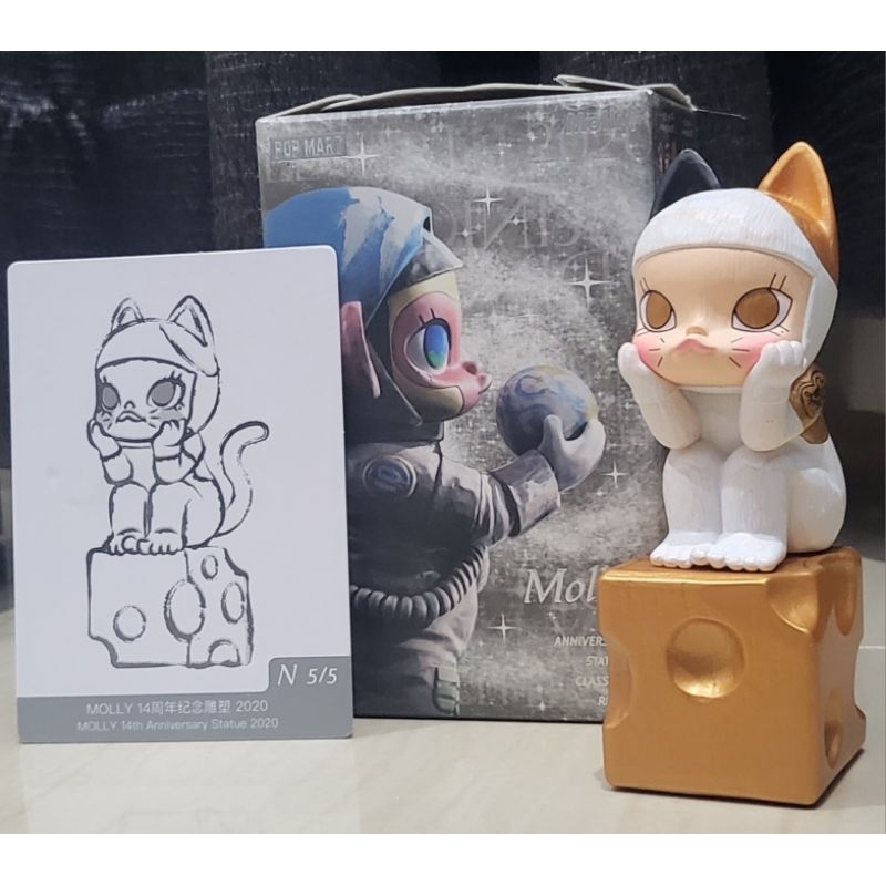 Jual Molly 14th Anniversary Statue 2000 - SELECTED | Shopee Indonesia