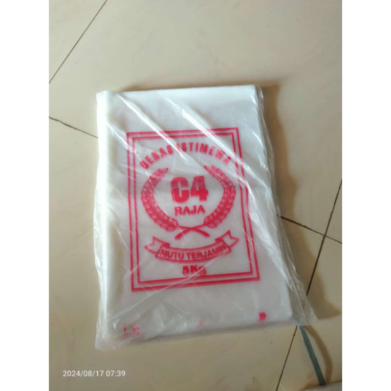 Jual PLASTIK BERAS 5 KG per pack 100lbr/1kg | Shopee Indonesia