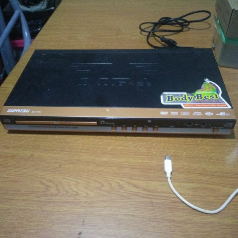 Jual DVD VCD CD PLAYER ZUMATSU BM-711i udah bisa usb mic normal siap kirim | Shopee Indonesia