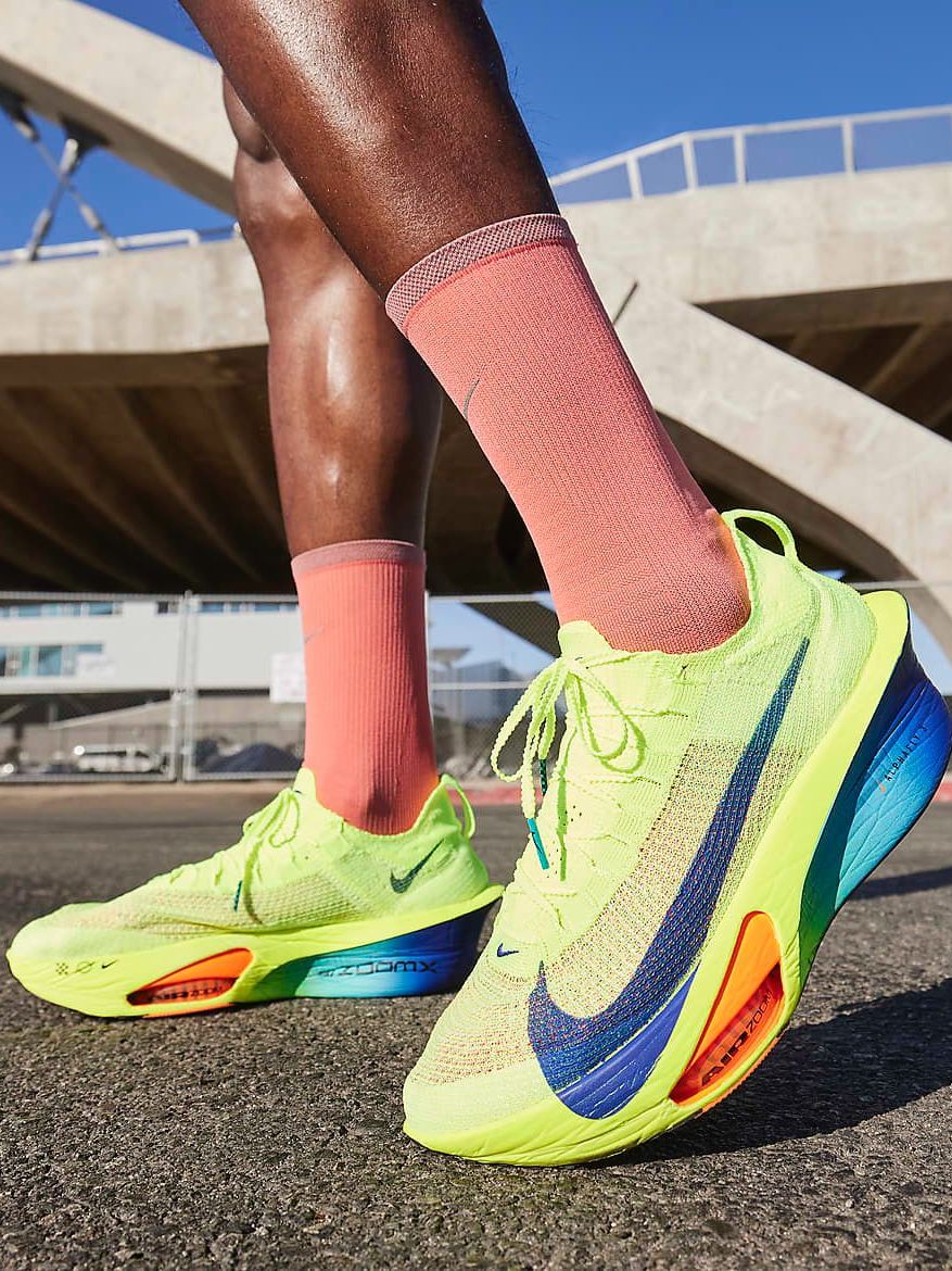 Jual Sepatu Running Nike Air Zoom Alphafly Next% 3 Men FD8311 700 Original | Shopee Indonesia