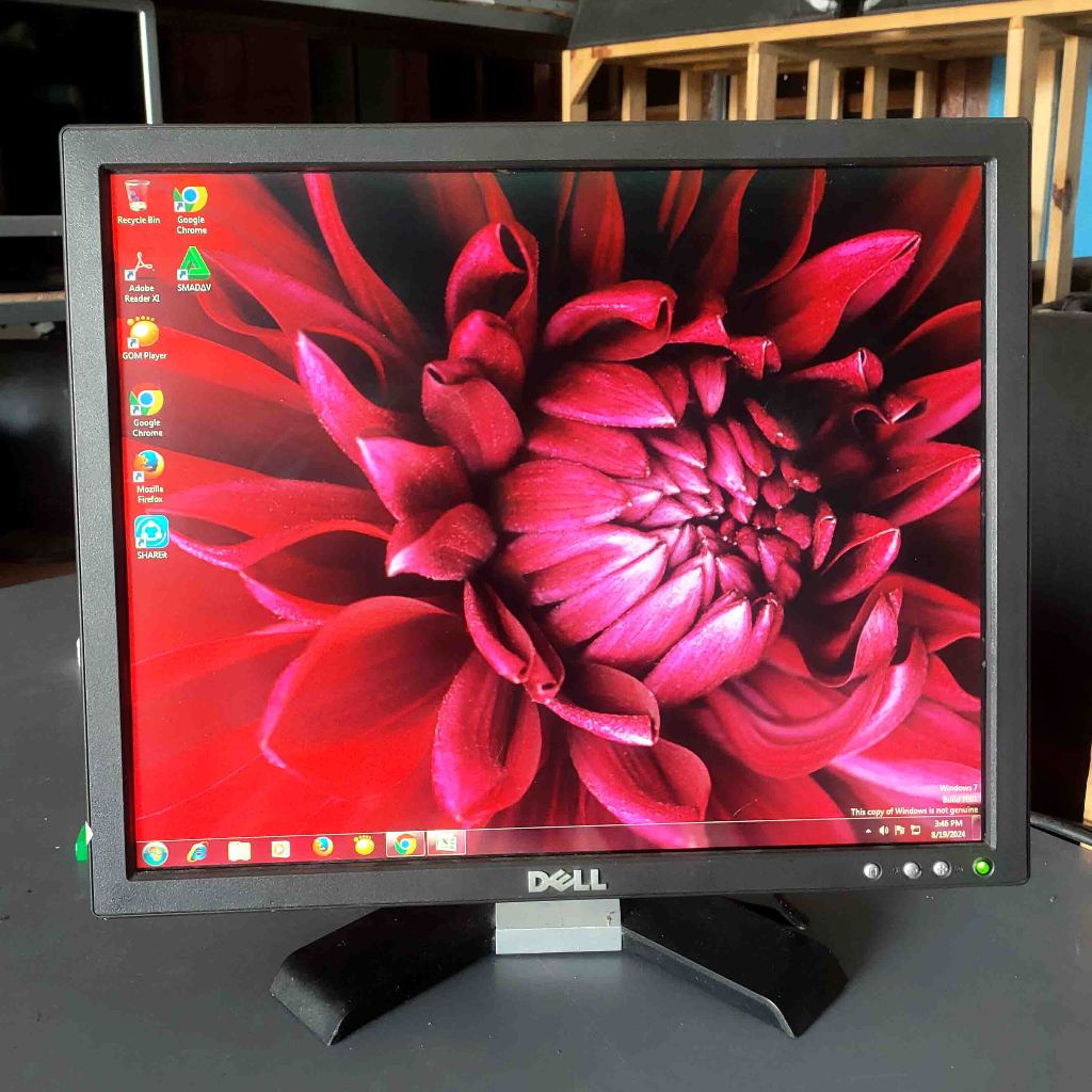 Jual Monitor Lcd Merk DELL Ukuran Layar 17 Inch Square Kondisi Normal ...