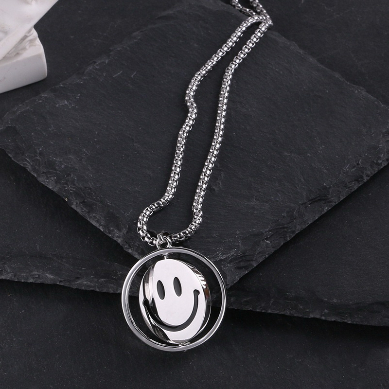 Jual Kairo Necklace - Kalung Pria Model Liontin Bintang Titanium ...