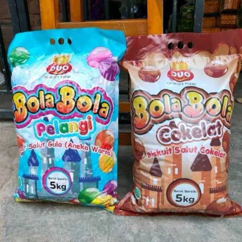 Jual Snack bola bola pelangi bola bola coklat paket 5kilo | Shopee ...