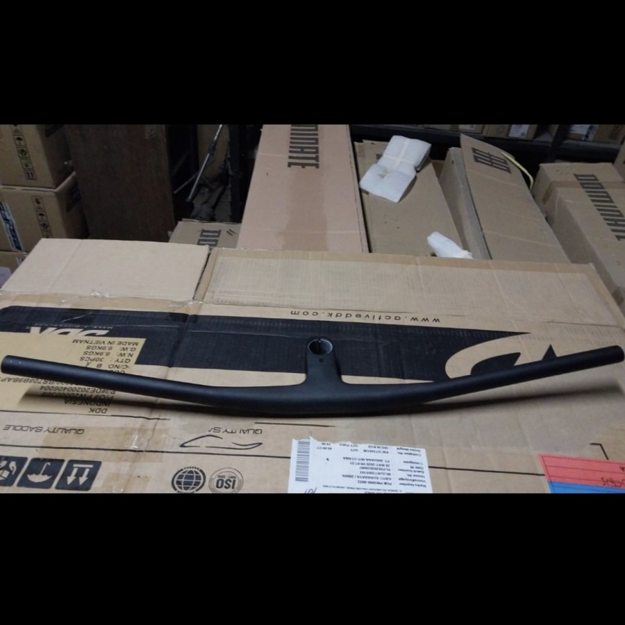 Jual DOMINATE INTEGRATED COCKPIT CARBON Rise 15 Handlebar 740mm Stem ...