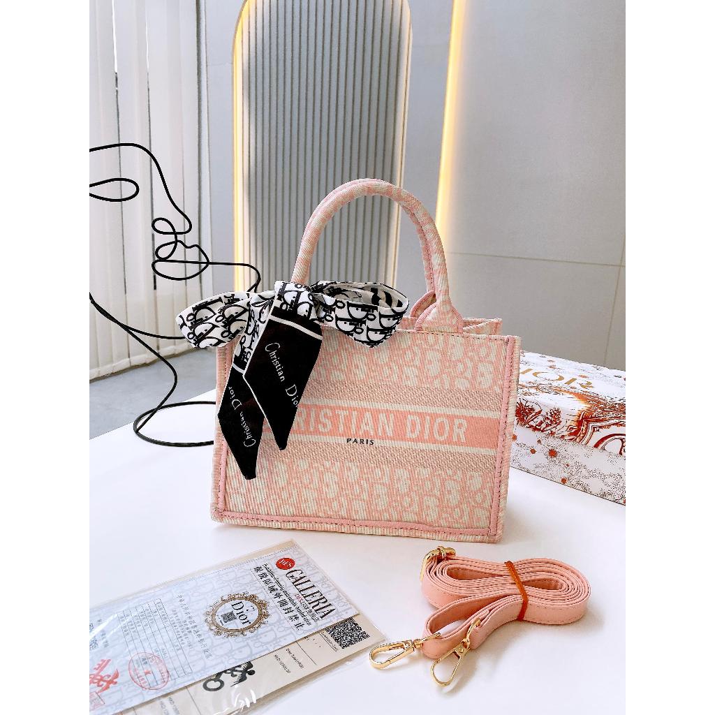 Jual D**OR BOOK TOTE BAG SMALL KODE D999 W BOX SEGEL, TALI PANJANG ...