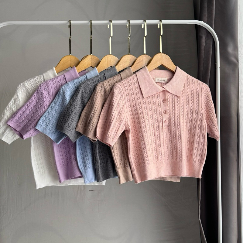 Jual Stitch Darling - Hyerin Texture Cable Knit Semi Crop Top - Atasan Wanita Bahan Rajut ...