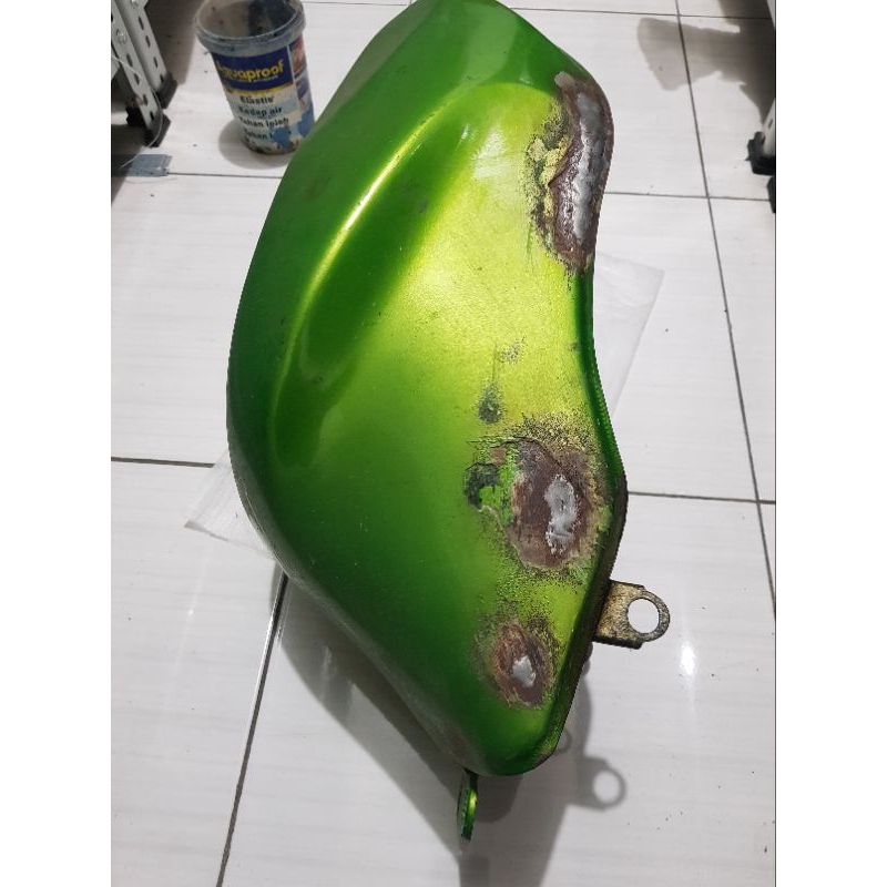 Jual TANGKI FUEL TANK NINJA RR OLD ORIGINAL COPOTAN | Shopee Indonesia