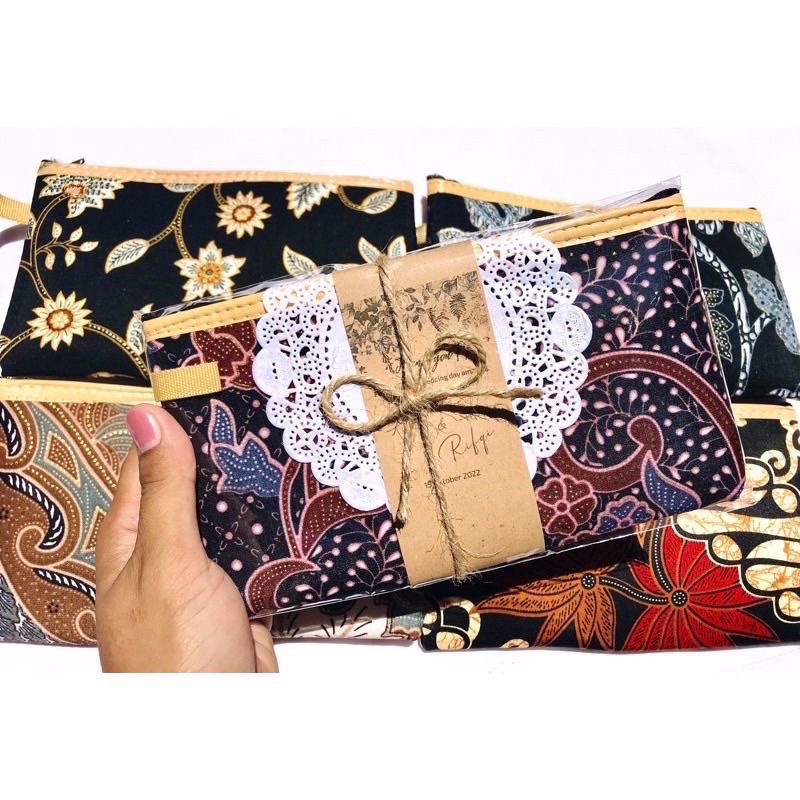 Jual PAKET 50 pcs Souvenir Pernikahan Dompet Batik Uk 19x12 / Souvenir Pernikahan Murah ...