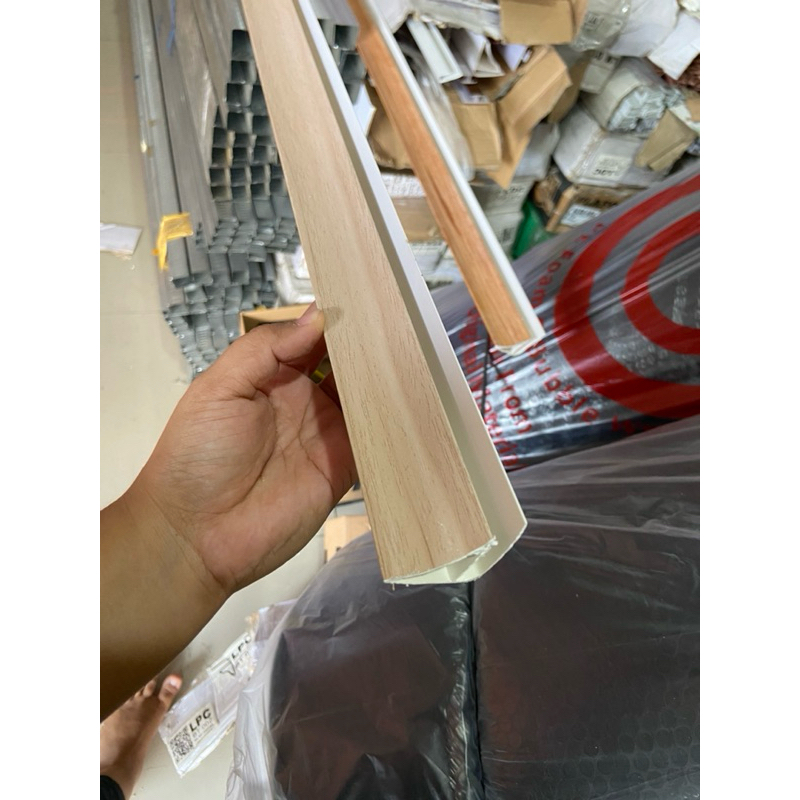 Jual list pvc motif serat kayu lengkung 3cm doff BW09 | Shopee Indonesia
