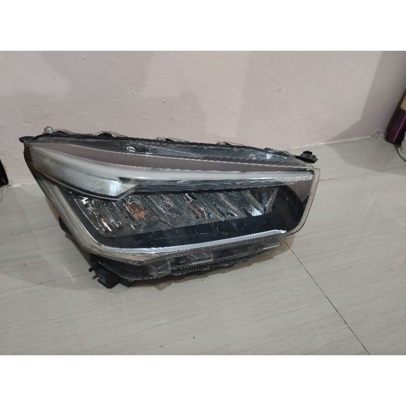 Jual lampu depan,head lamp toyota raize original led | Shopee Indonesia