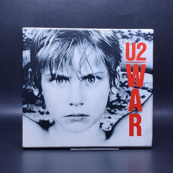 Jual CD U2 - WAR DELUXE EDITION IMPORT ( CD ORIGINAL ) | Shopee Indonesia