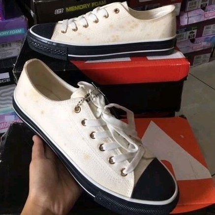 Jual Sepatu airwalk ramon (defect) | Shopee Indonesia