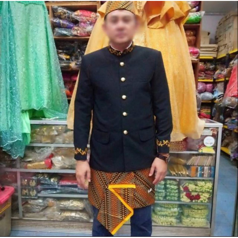 Jual KAIN SELEMPANG+PECI/BLANGKON BATIK (Preloved) | Shopee Indonesia