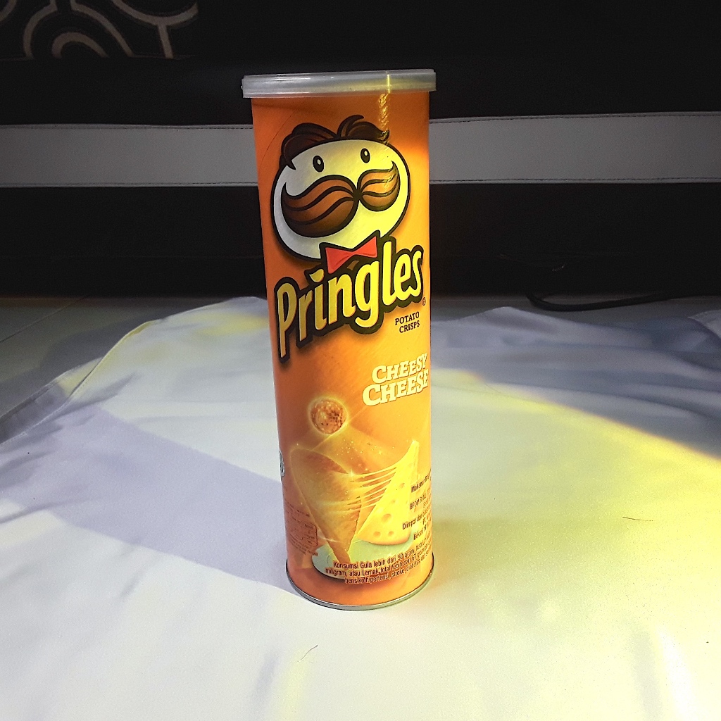 Jual Tabung Big Size Pringles Cheesy Cheese (Packaging only) | Shopee ...