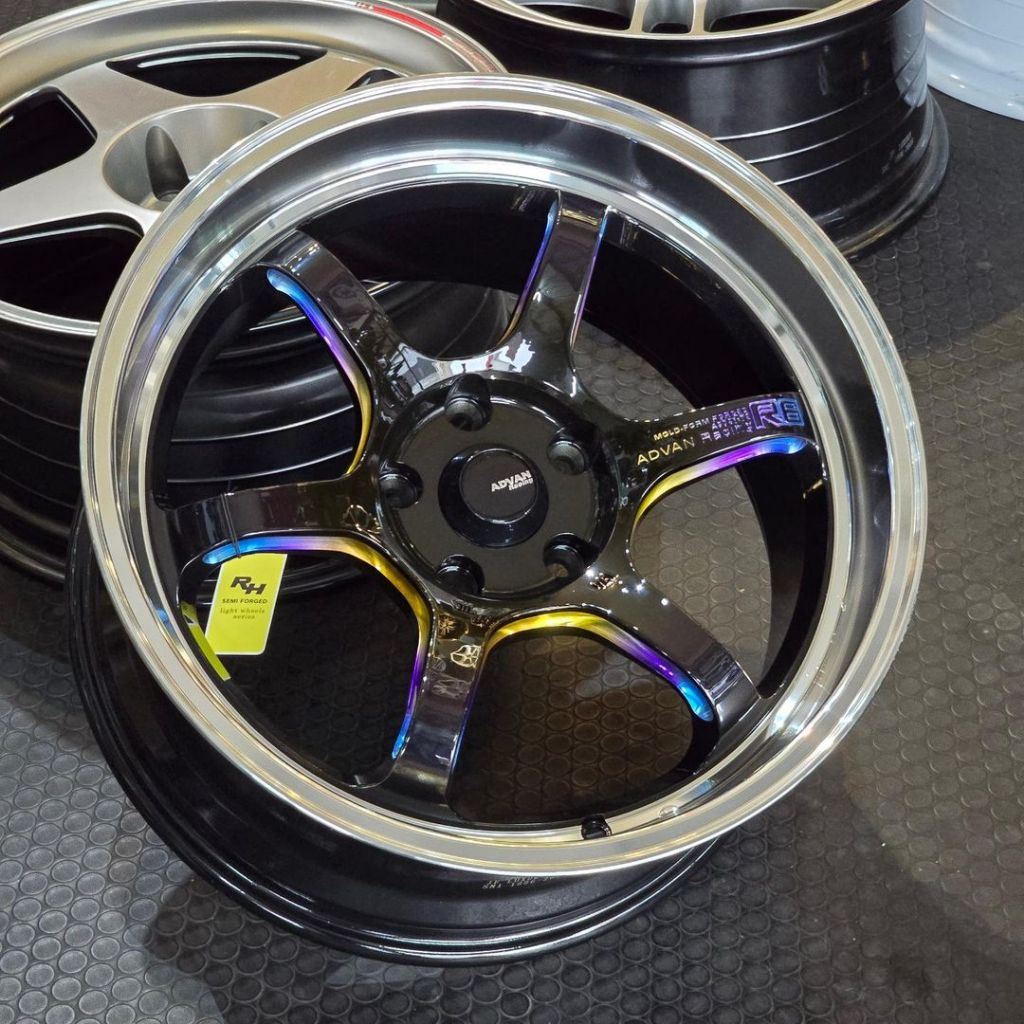 Jual velg mobil ring 18 lebar 9,5 ADVAN R6 FLOW FORMING R18 Reborn Venturer Zenix | Shopee Indonesia