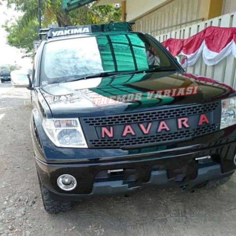 Jual Grill navara model raptor tulisan warna merah | Shopee Indonesia