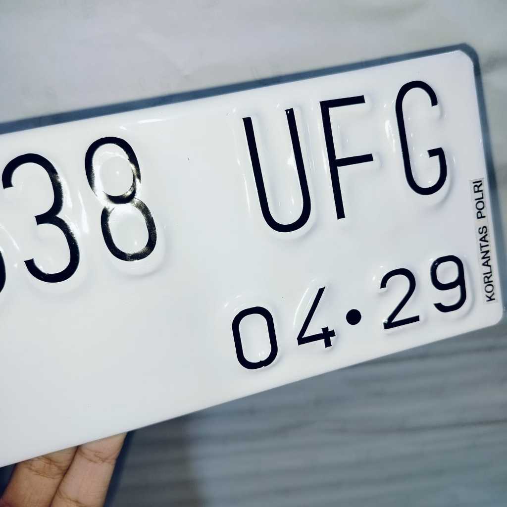 Jual CETAK BARU PLAT NOMOR MOTOR PUTIH DENGAN BAUT TANAM BARU BUAT BARU ...
