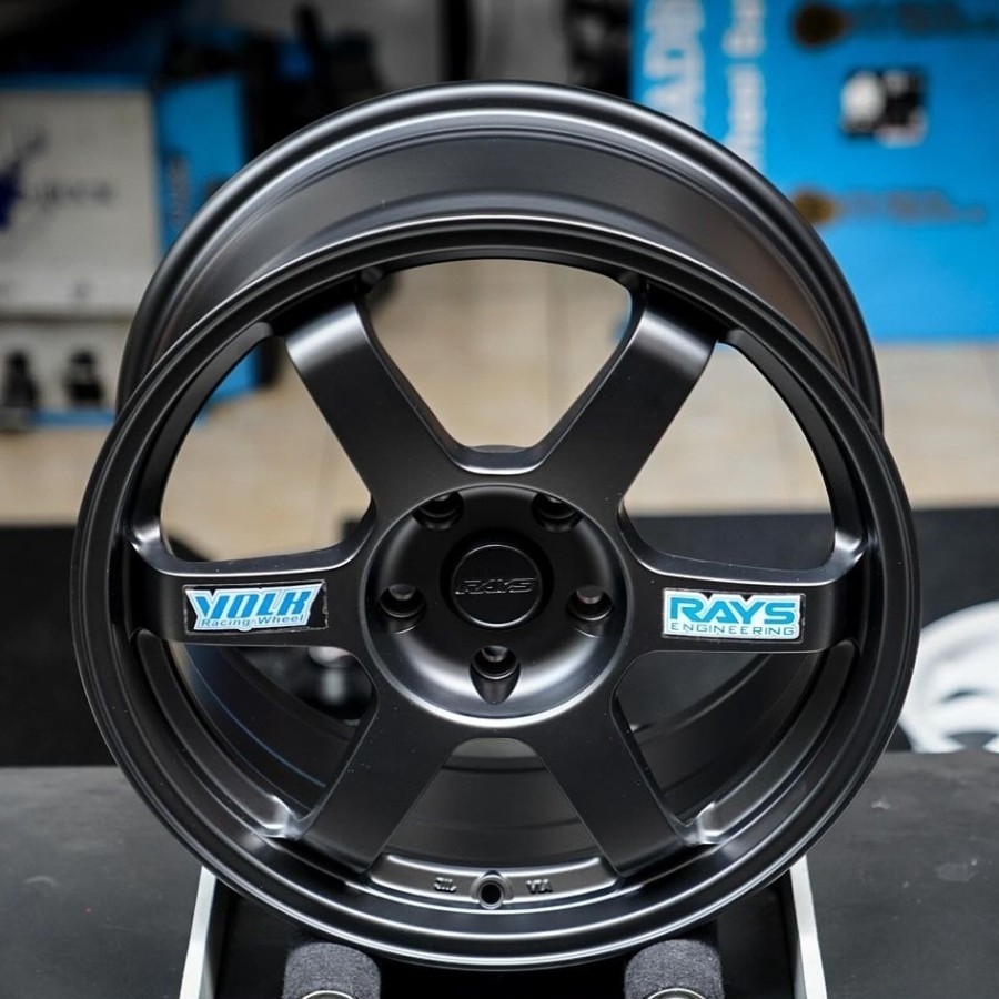 Jual velg mobil TE37 R17 velg ring 17 Innova terios rush Xpander xl7 ...