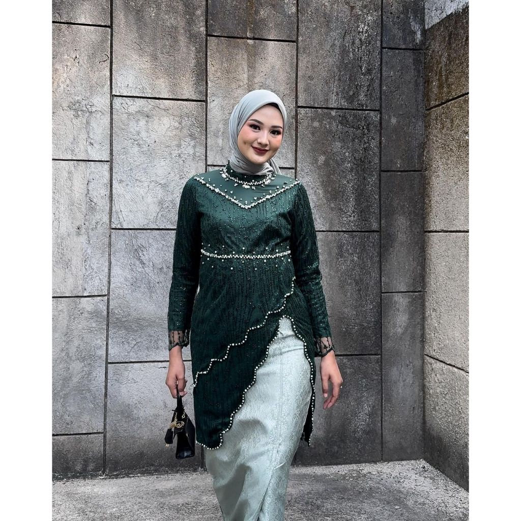 Jual Set Kebaya Kutu Baru Wisuda Modern Kebaya Tunik Lamaran Tunangan Batik Baju Couple ...