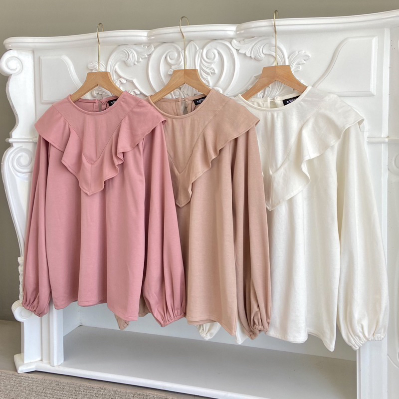Jual Ariel Ruffle Blouse | Shopee Indonesia
