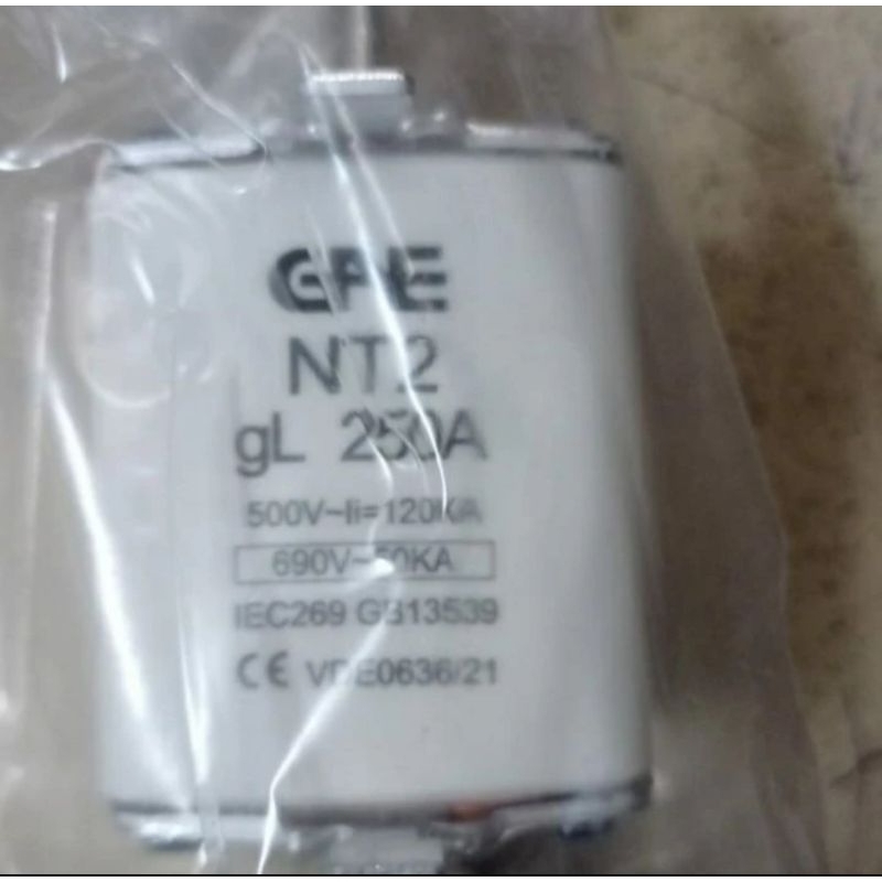 Jual NT FUSE Size 2 GAE 250A NT2 250 Ampere gL NH Fuse Sekring GAE ...