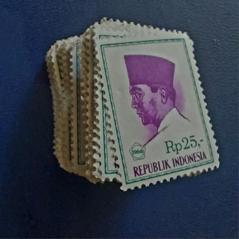 Jual Perangko Indonesia SERI SOEKARNO 25 Rupiah Original Asli Kartu Pos ...
