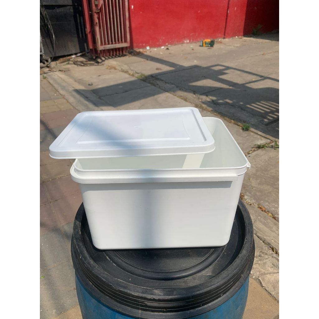 Jual Ember Bekas Es Krim 8 Liter Box Bekas Ice Cream 8kg / Ember Box ...
