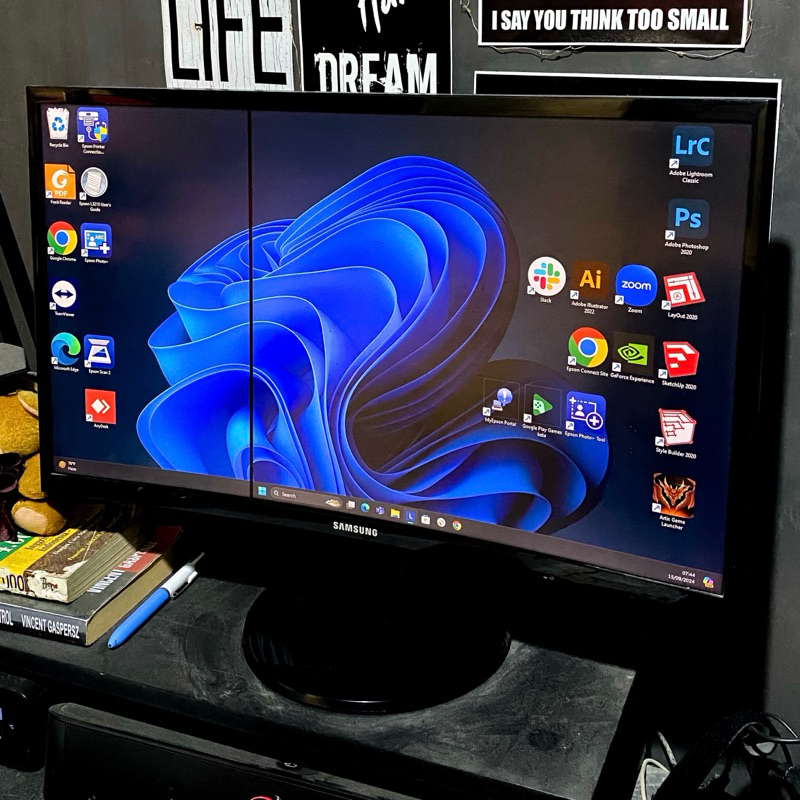 Jual Monitor Samsung Curve 24" (Bekas minus) | Shopee Indonesia