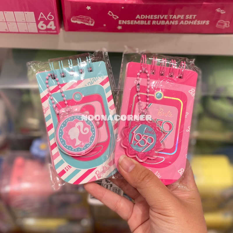 Jual Miniso x Barbie ‼️ Mini Wirebound Book with Keychain Barbie ...