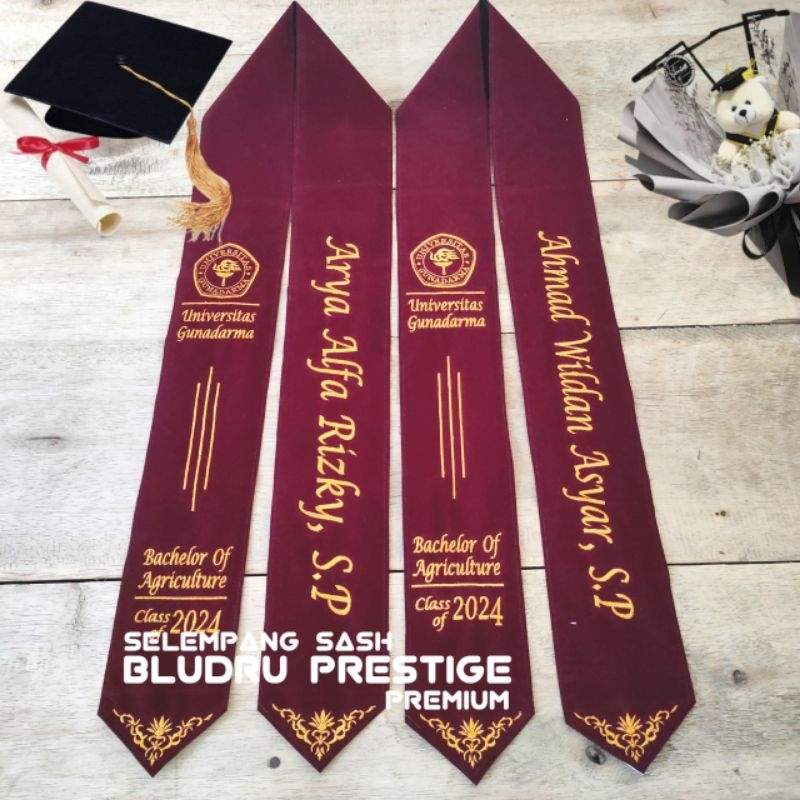 Jual ( 1 HARI JADI ) Selempang Wisuda Moti Batik Kain Bludru Bordir ...