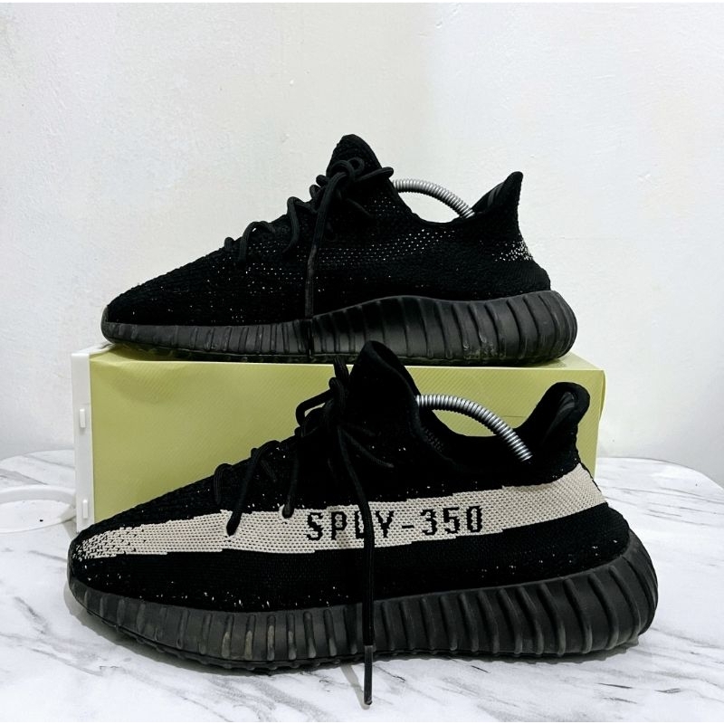 Jual Sepatu Sneakers Yeezy Boost 350 V2 | Shopee Indonesia
