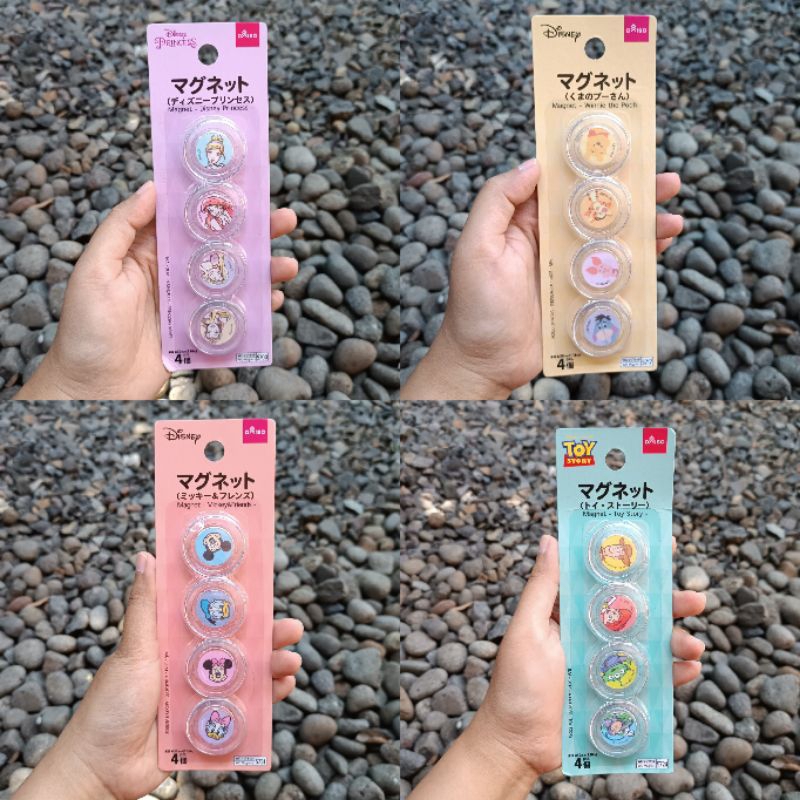 Jual Seria Daiso Watts Japan - Magnet Holder Disney Character | Shopee ...