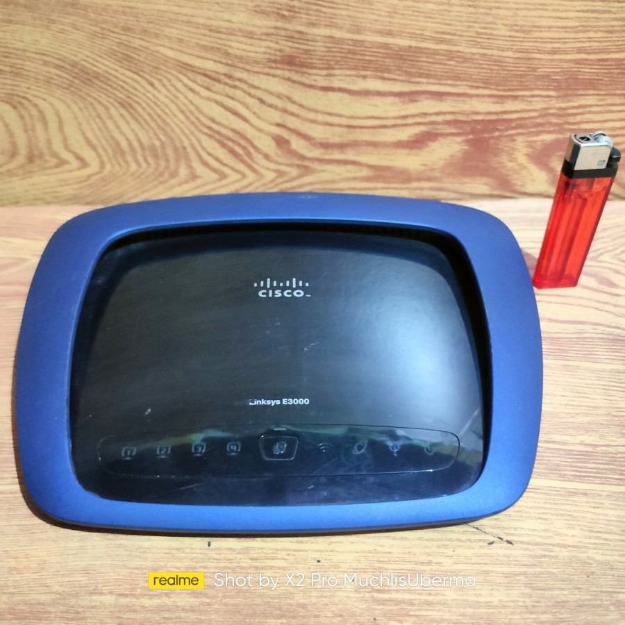 Jual Cisco Linksys E3000 Dual-Band High Performance Gigabit Wireless ...