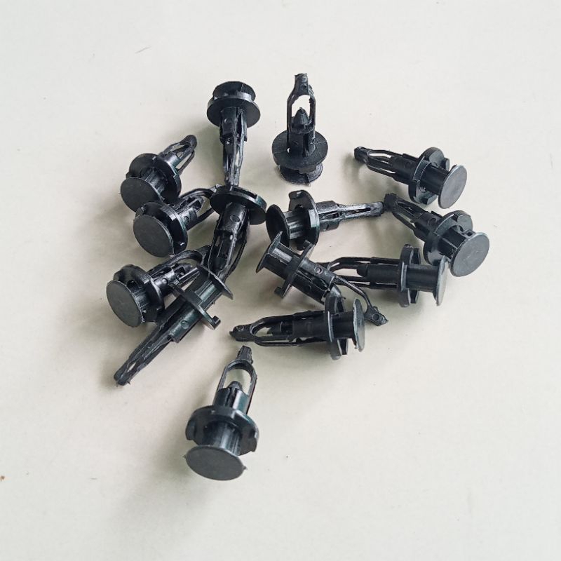 Jual KANCING KLIP Atau KLIP BEMPER DORTRIM PINTU INOVA | Shopee Indonesia