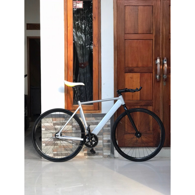 Jual Sepeda Fixie Fullbike Wimcycle Frame Alloy Doltrap | Shopee Indonesia