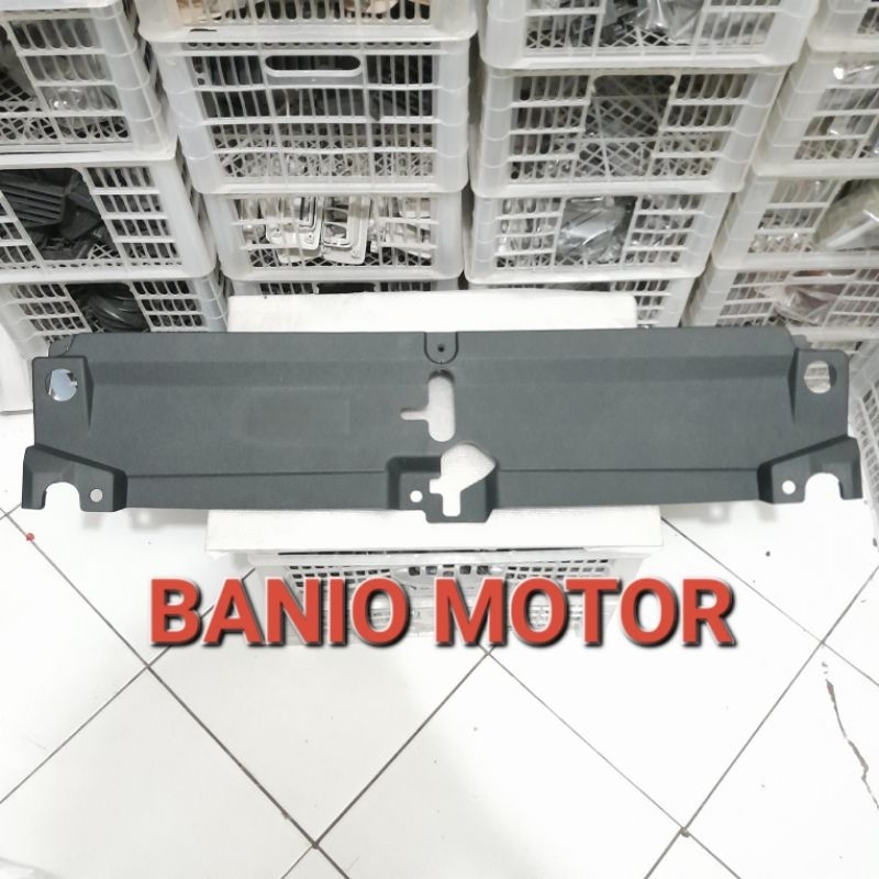 Jual cover penutup grill retainer radiator TOYOTA INNOVA ZENIX ORIGINAL ...