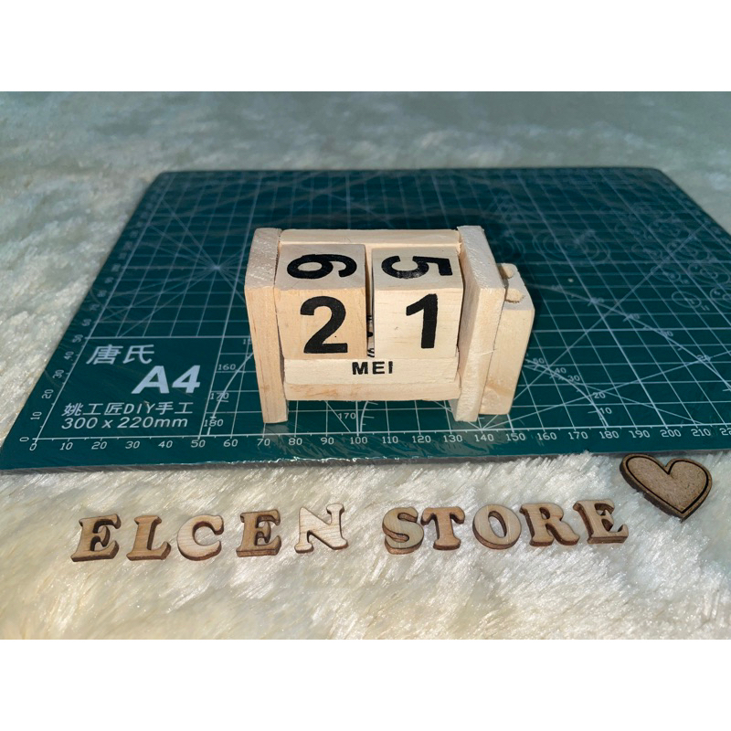Jual Kalender Kayu Tanggal Bulan | Shopee Indonesia