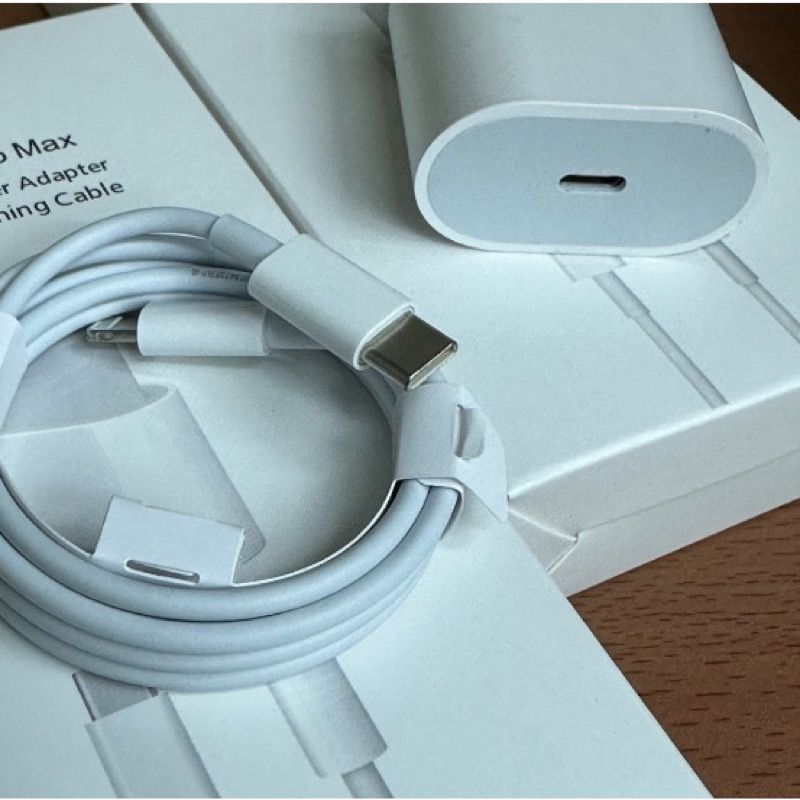 Jual CHARGER CHARGE CAS CASAN PENGECAS IP lPHONE ADAPTOR DAN KABEL 20W ...