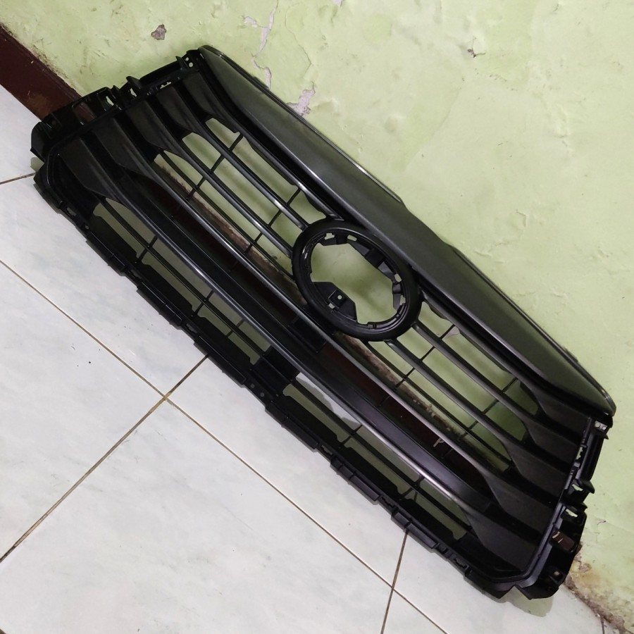 Jual Grill Gril Grille Innova Reborn 2020 Up Glossy Original | Shopee ...