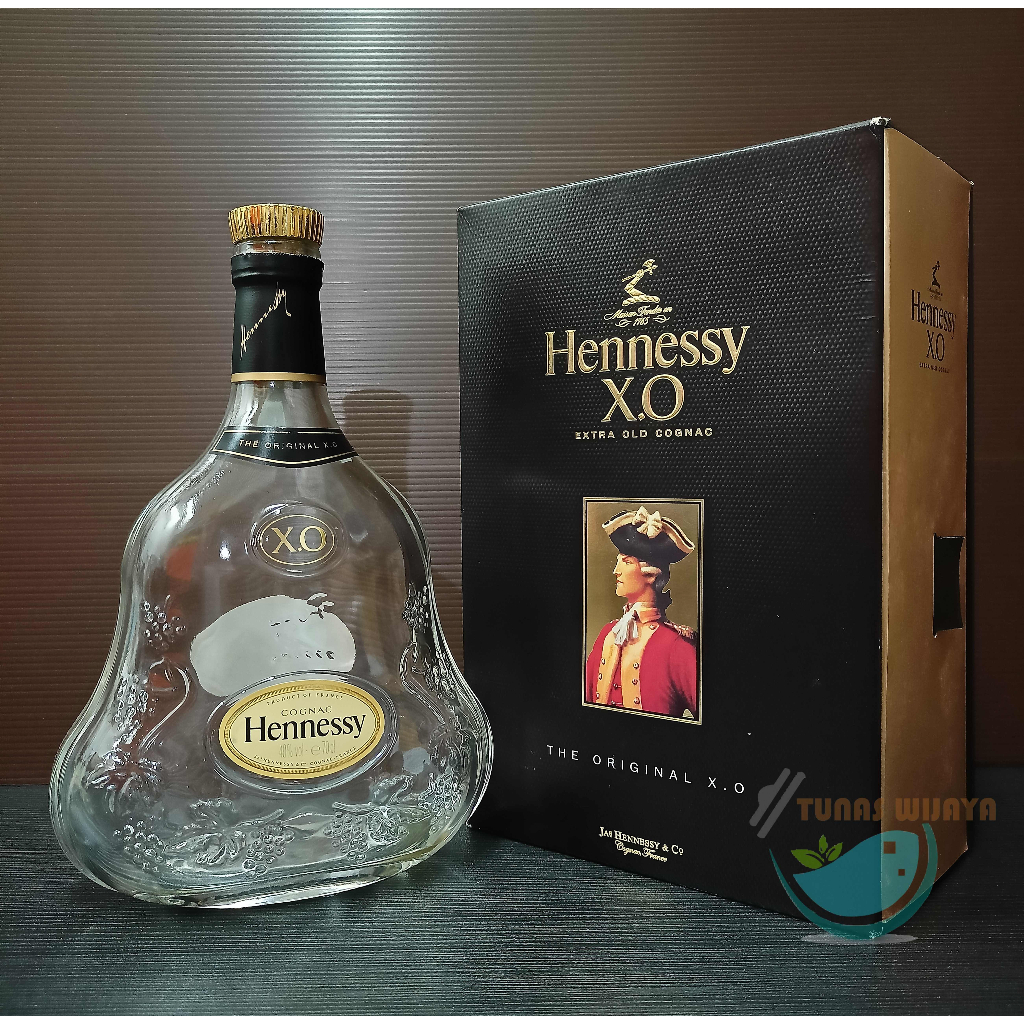 Jual Botol bekas Hennessy XO 700 ML + Box | Shopee Indonesia