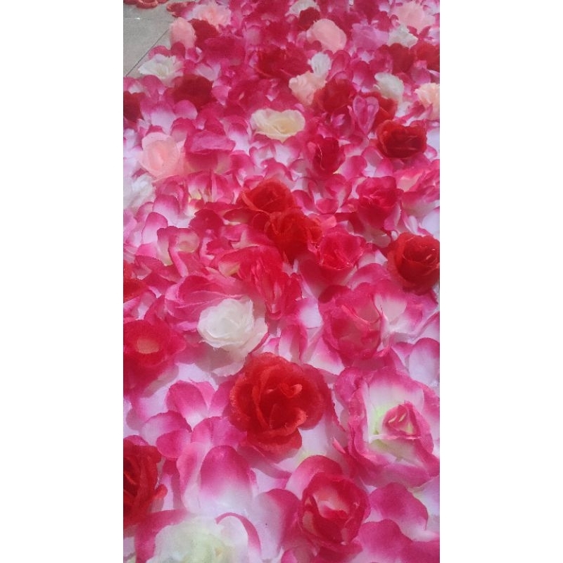 Jual CUSTOM ARTTIFICAL WEDDING DROP ROLL UP FLOWER ROL UP FLOWER ROSE ...
