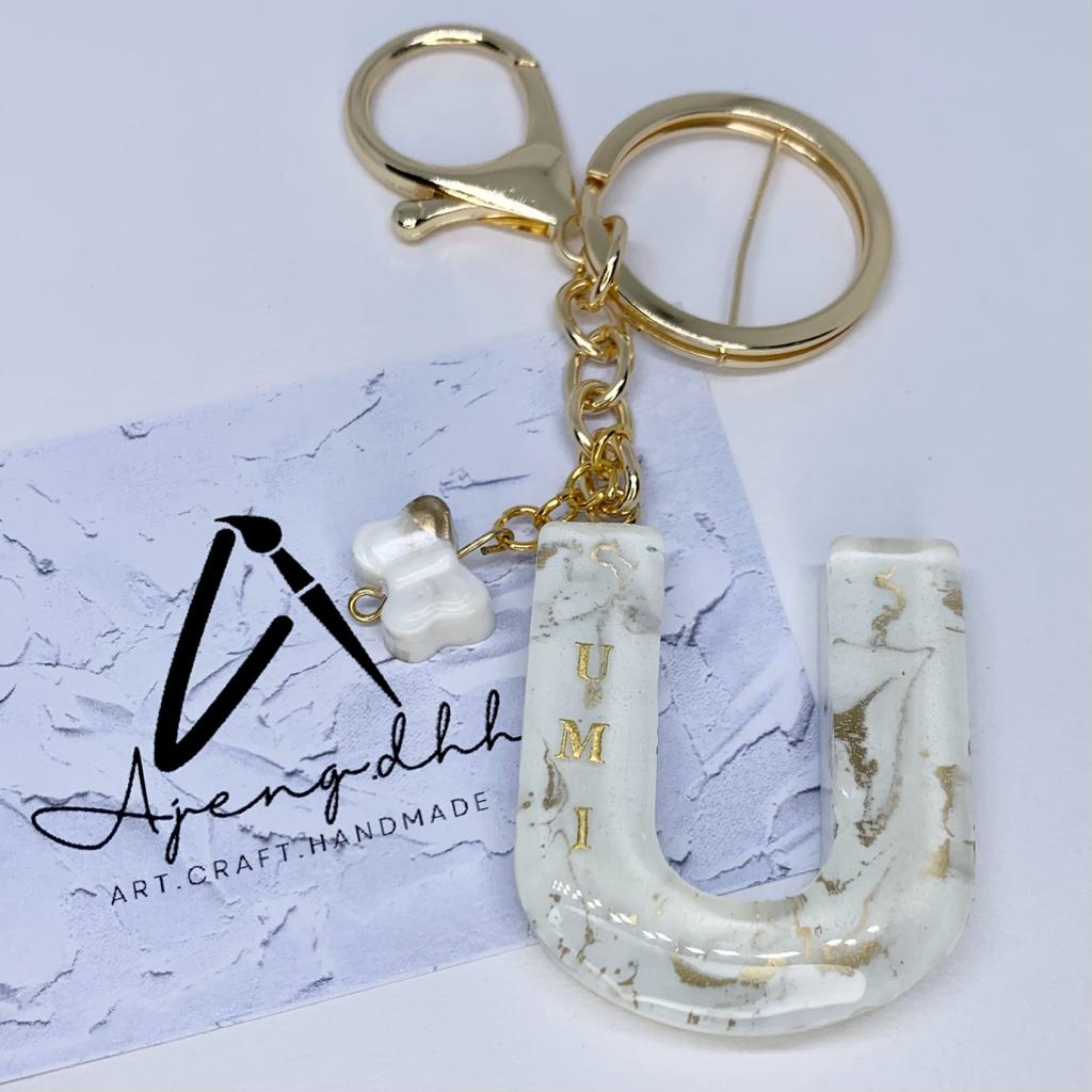 Jual Gantungan Kunci Custom Cantik Resin (MARMER PUTIH) | Shopee Indonesia