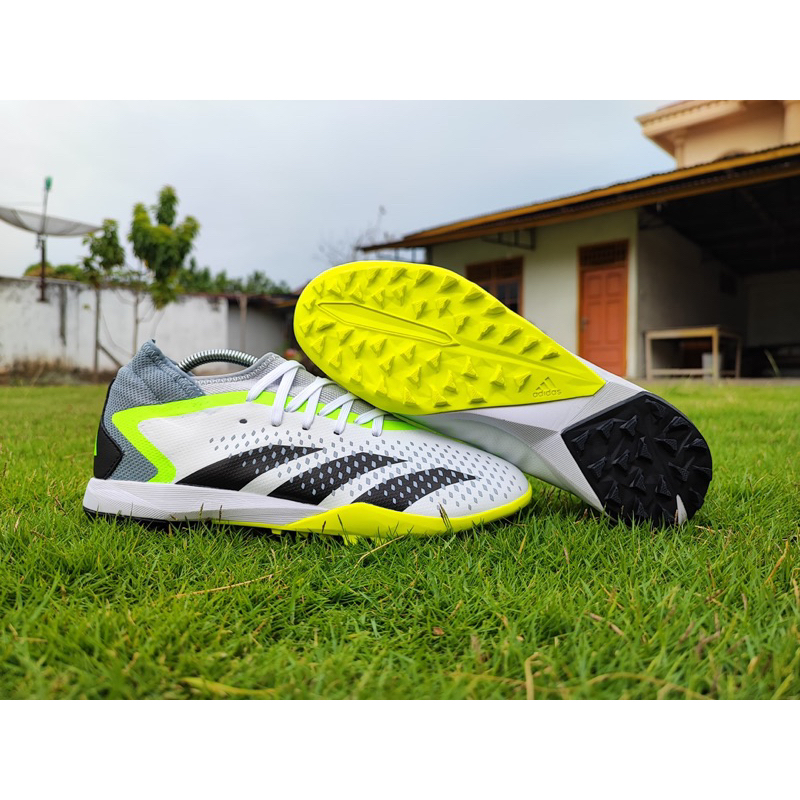 Jual adidas Sepatu Futsal Predator Accuracy.1 turf White Core Black ...