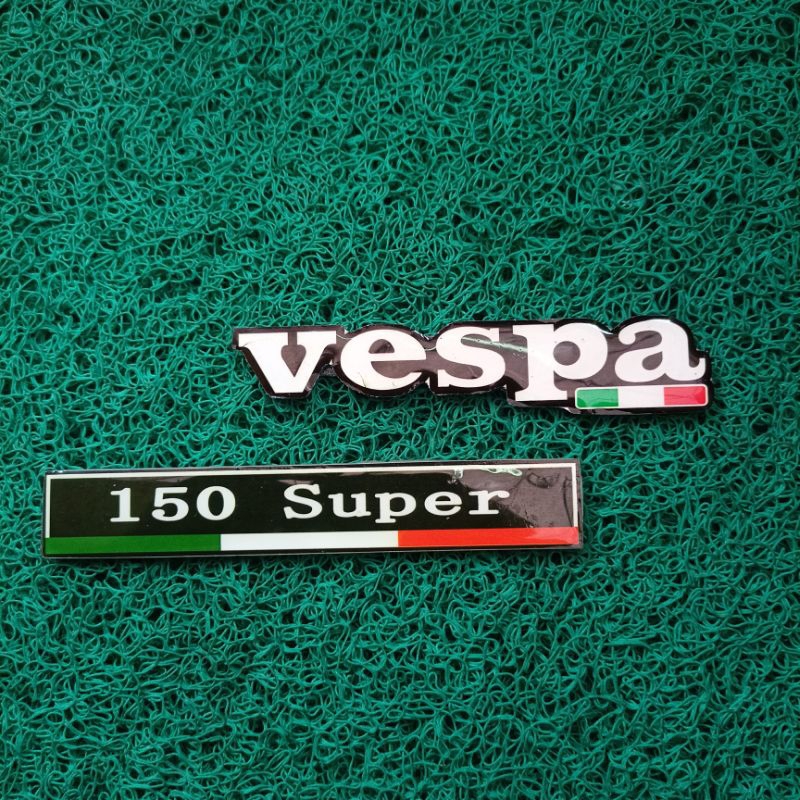 Jual Emblem emblim vespa super sprint set resin | Shopee Indonesia