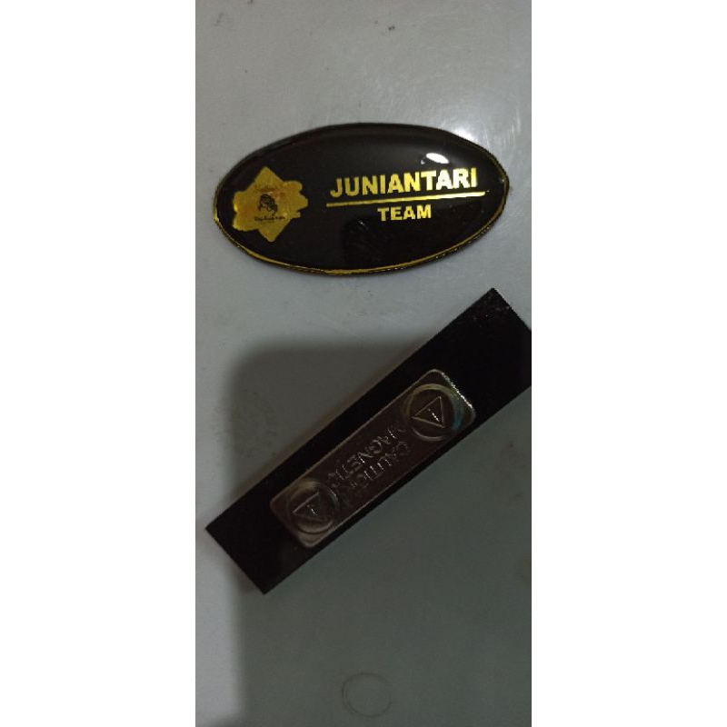 Jual Name tag sekolah/Name Tag Pramuka/Name tag Perkantoran.DLL ...